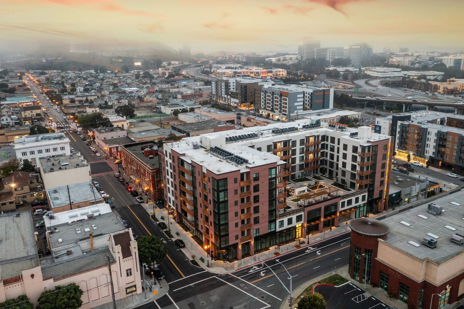 The Linden Celebrates Grand Opening - Swinerton Management and Consulting